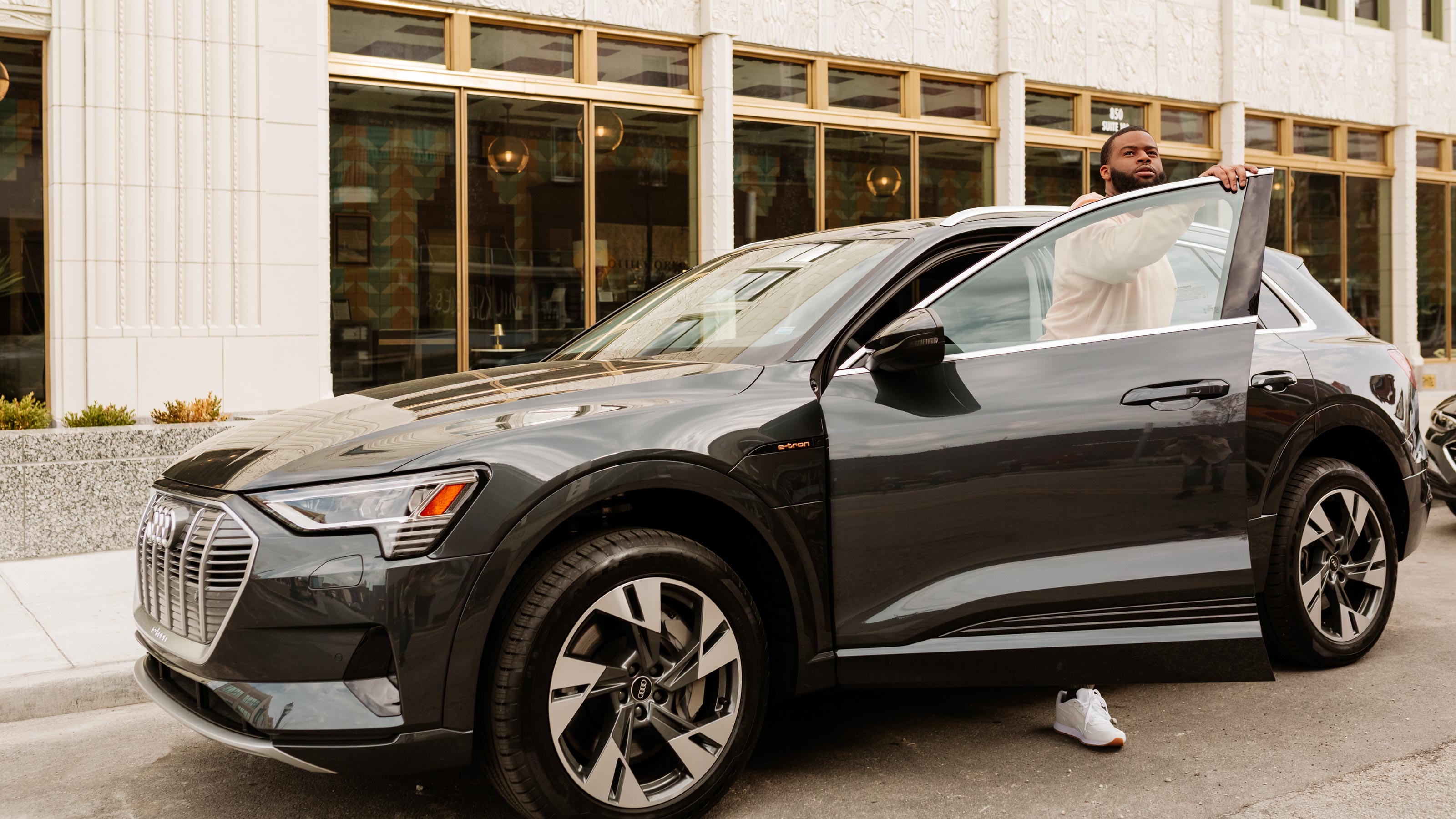 Motor - Pivot Brands